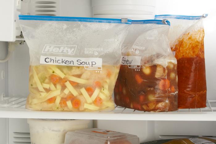 Gallon & Quart Freezer Bags | Hefty